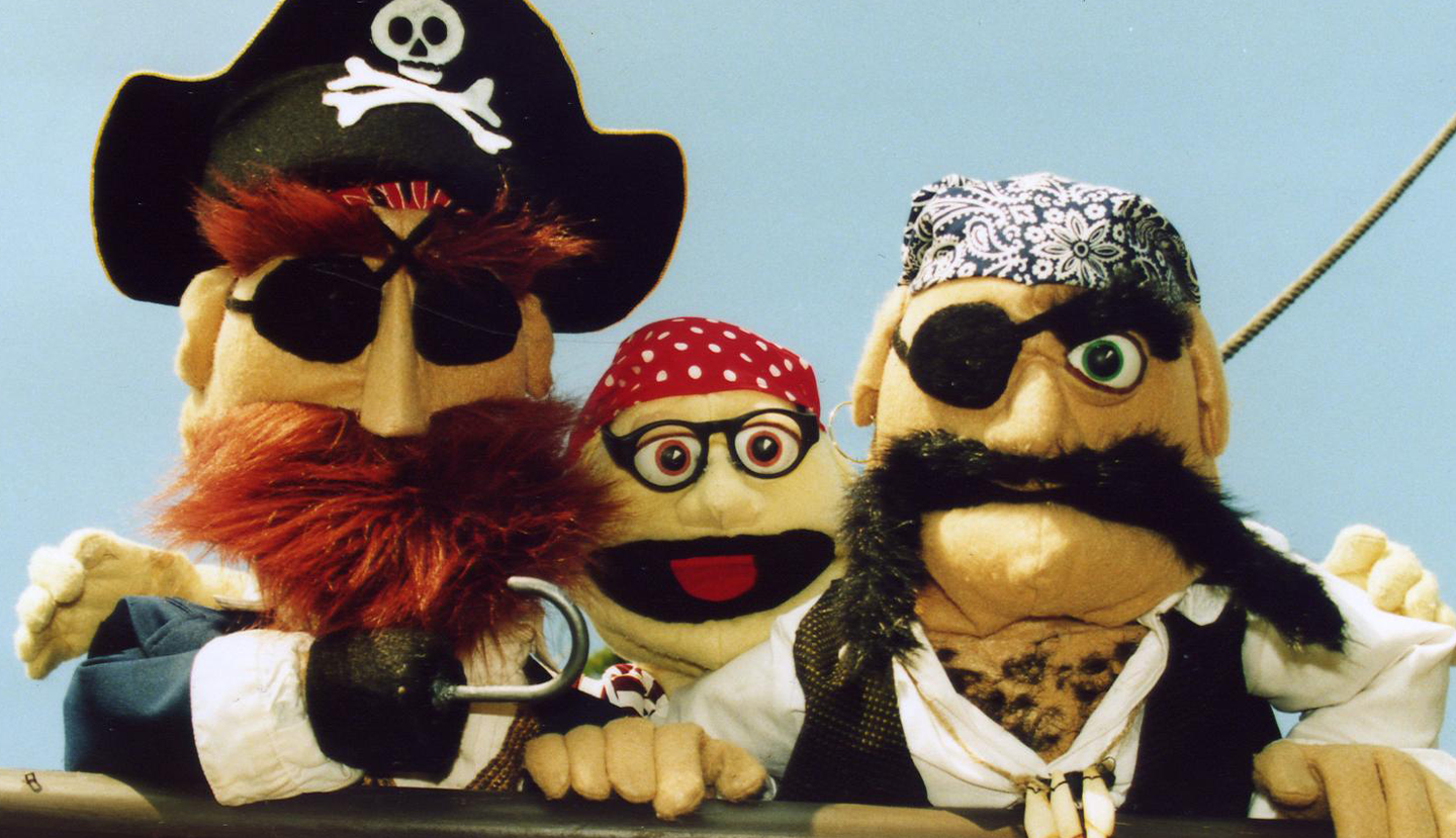 Everybody Loves Pirates at Center for Puppetry Arts